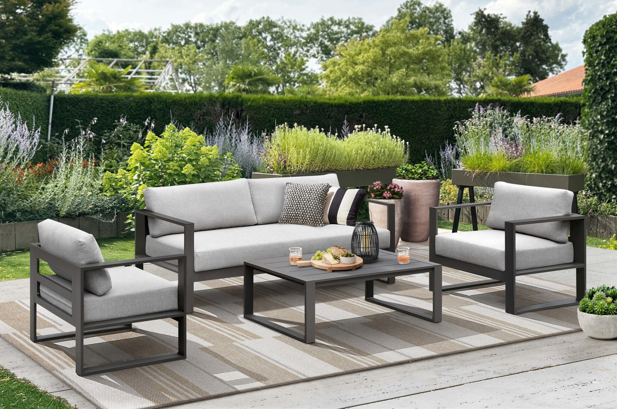 Navarro Outdoor Seating Chair - intercon-furniture